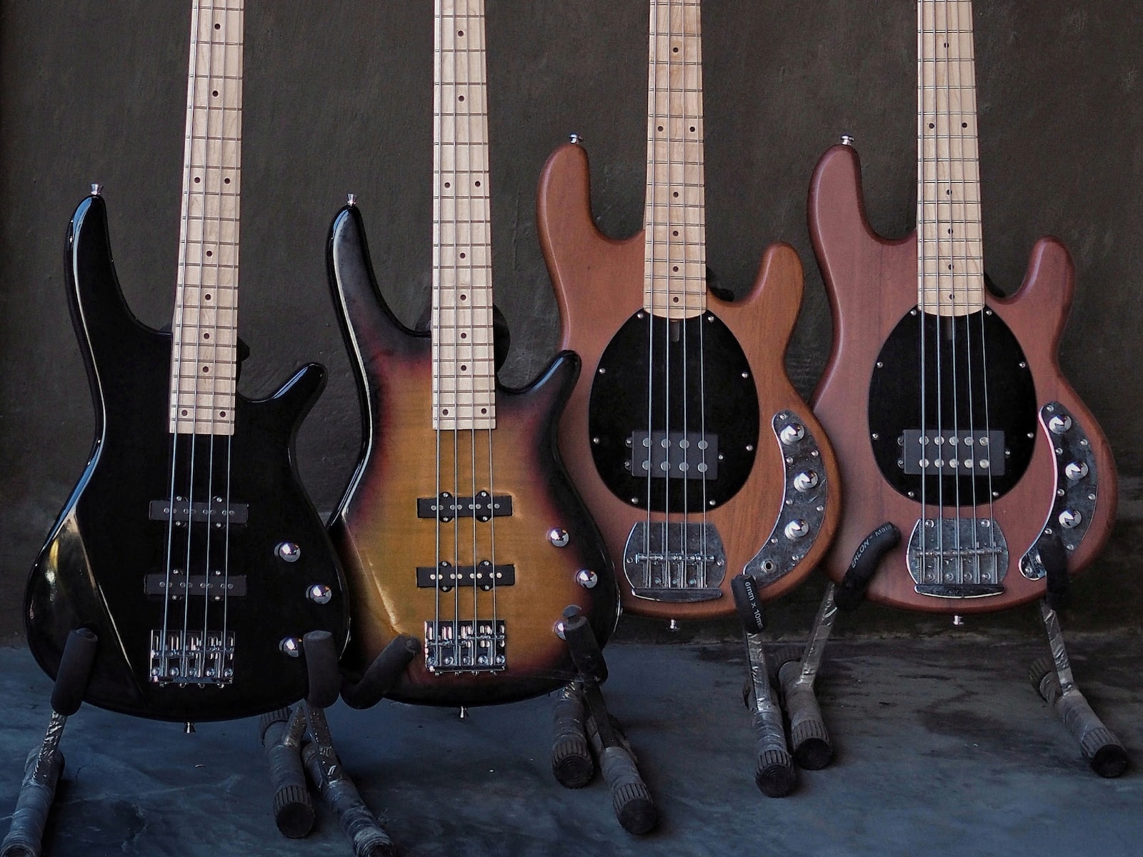 Why Does My Bass Guitar Rattle? - Anita Collins Music